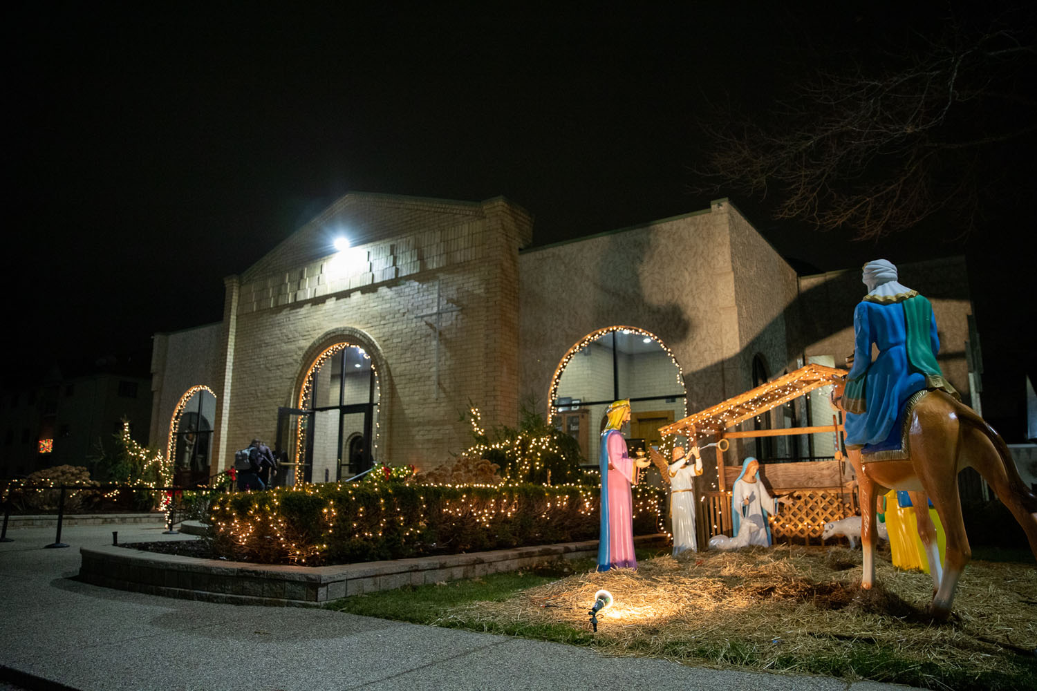 Mother of God Christmas Concert - Chaldean Diocese of St. Thomas the ...